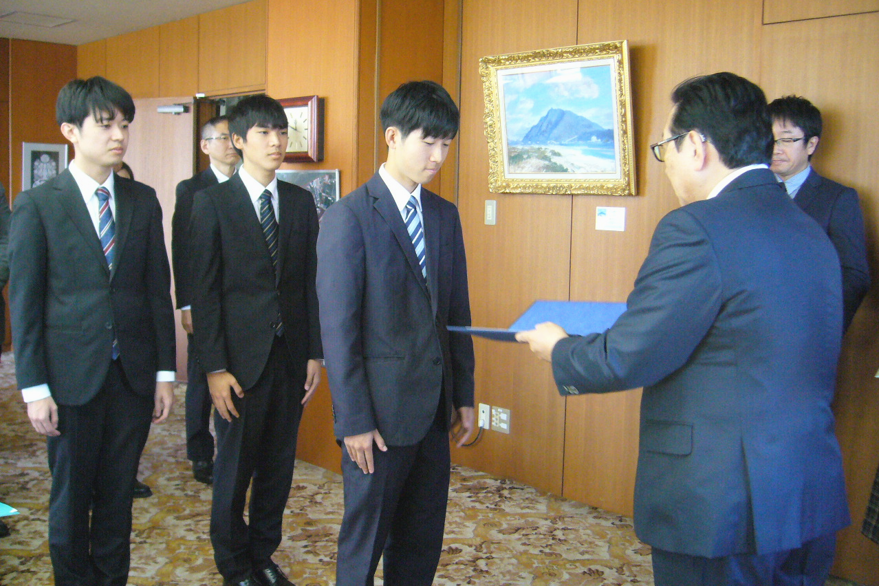 Student Commendation Ceremony｜News | GIFU UNIVERSITY